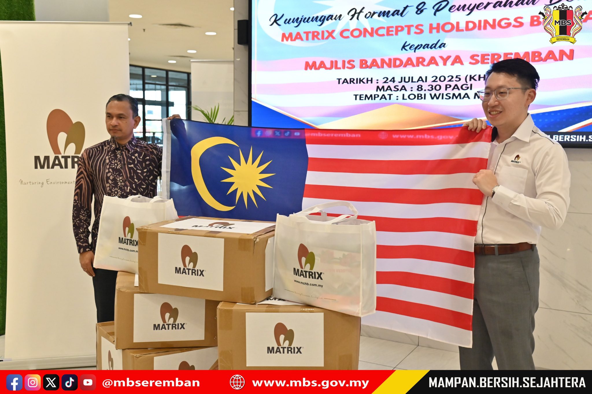 PENYERAHAN BENDERA JALUR GEMILANG DARIPADA MATRIX CONCEPTS HOLDINGS BERHAD KEPADA MBS | Official ...